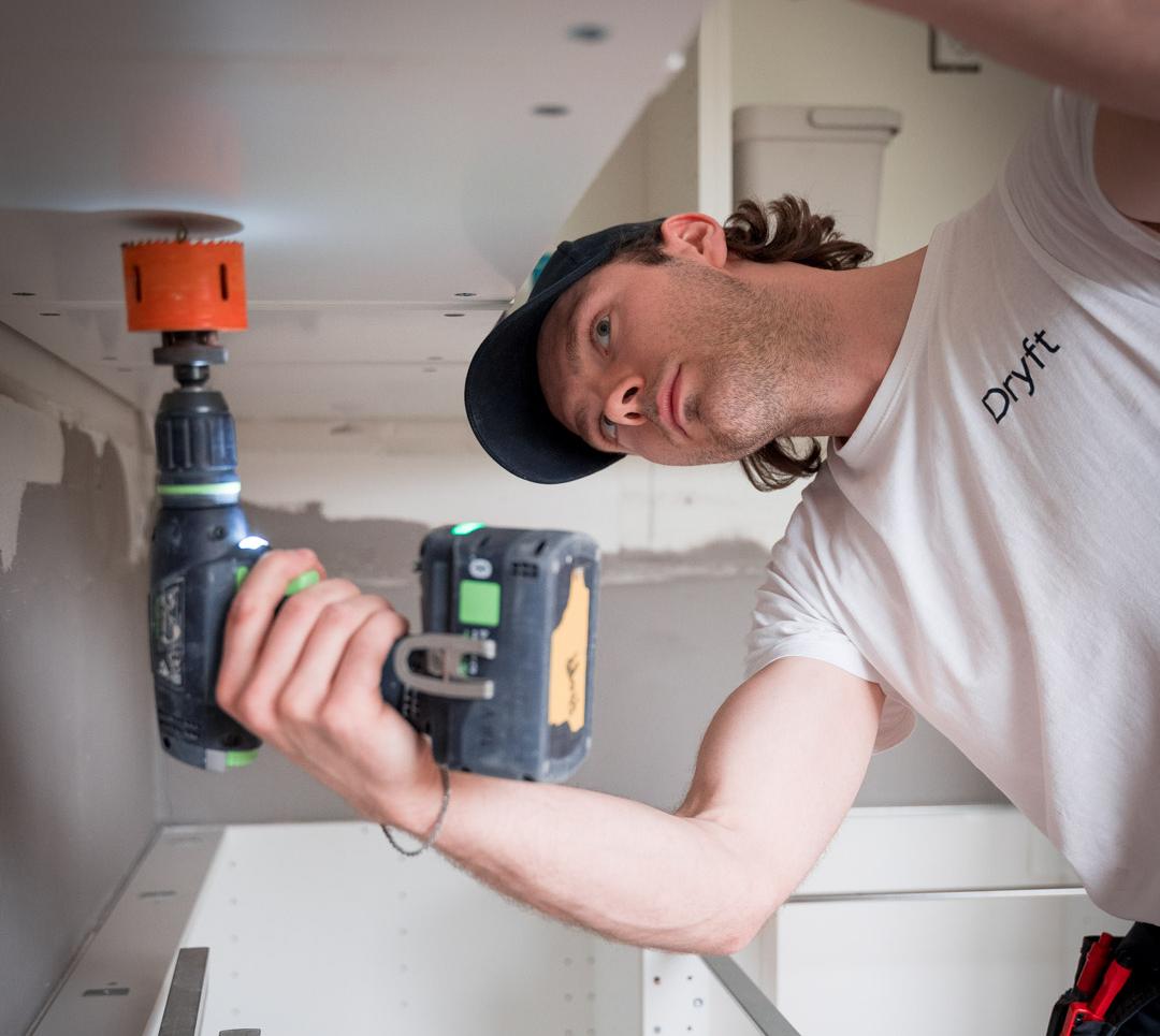 Snickare Stockholm - Fasta Priser och Snabb Service | Dryft